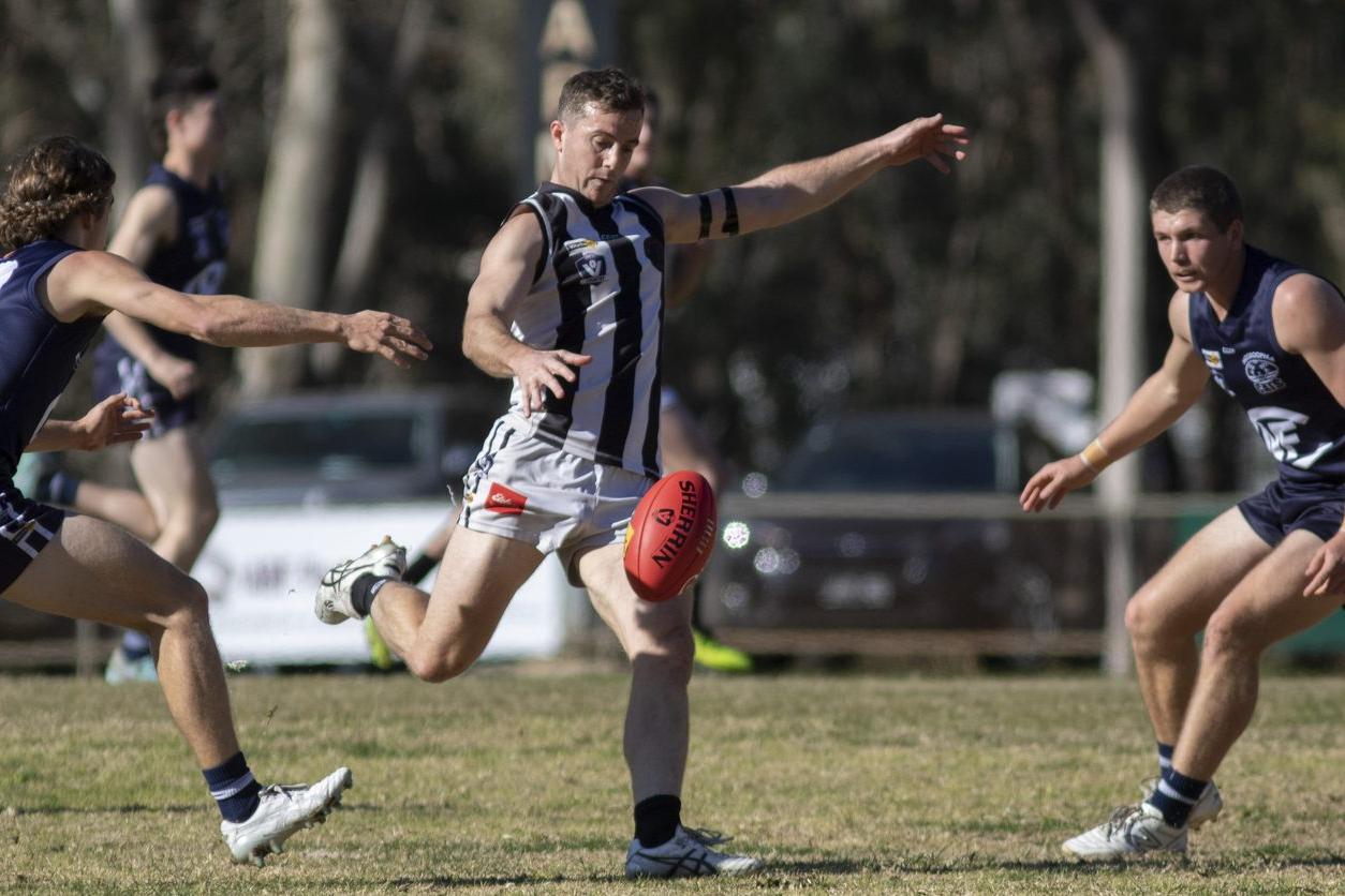 Trotter boots seven as Euroa ends home season in style